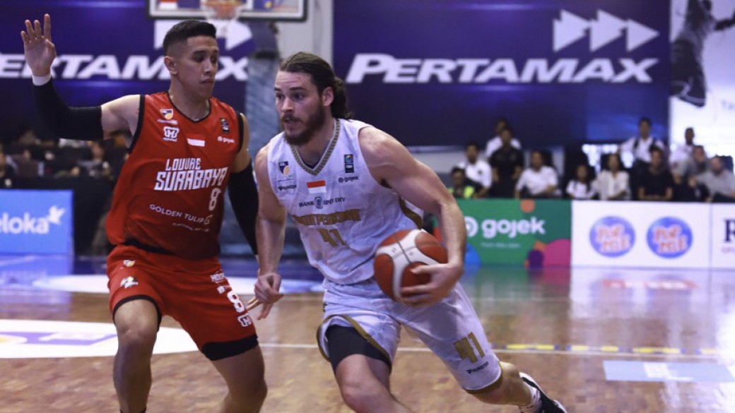 Bima Perkasa unggul di Babak Pertama - IBL