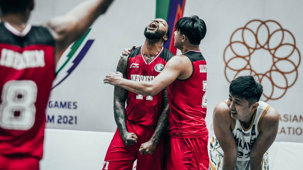 Jamarr Johnson Selamatkan Indonesia dari Malaysia - IBL