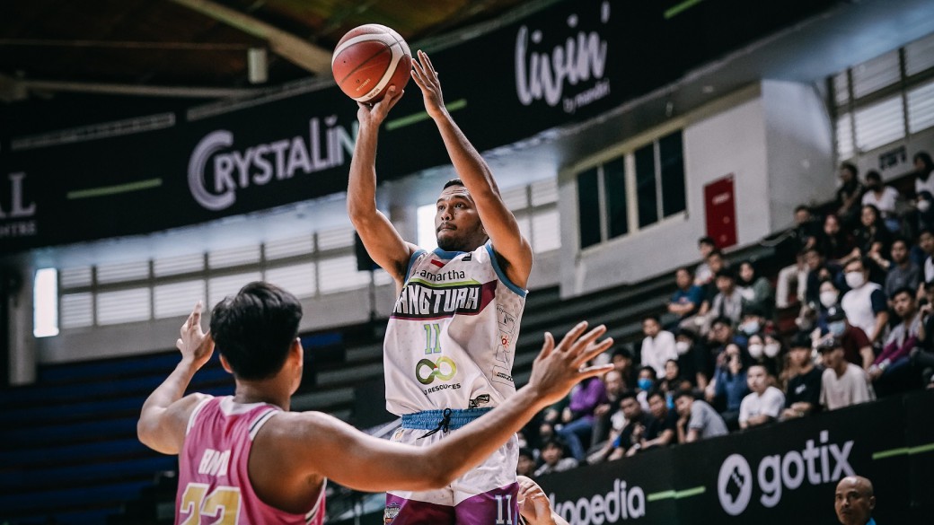 Hangtuah Unggul Tipis di Kuarter Pertama - IBL