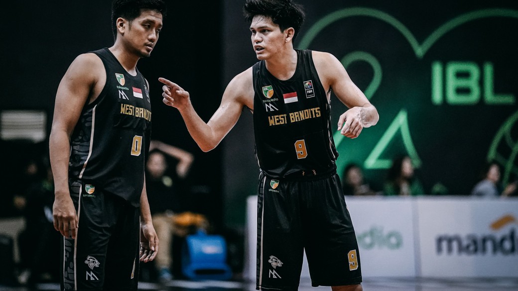 Head-to-head: Rio Disi VS Rizky Effendy - IBL