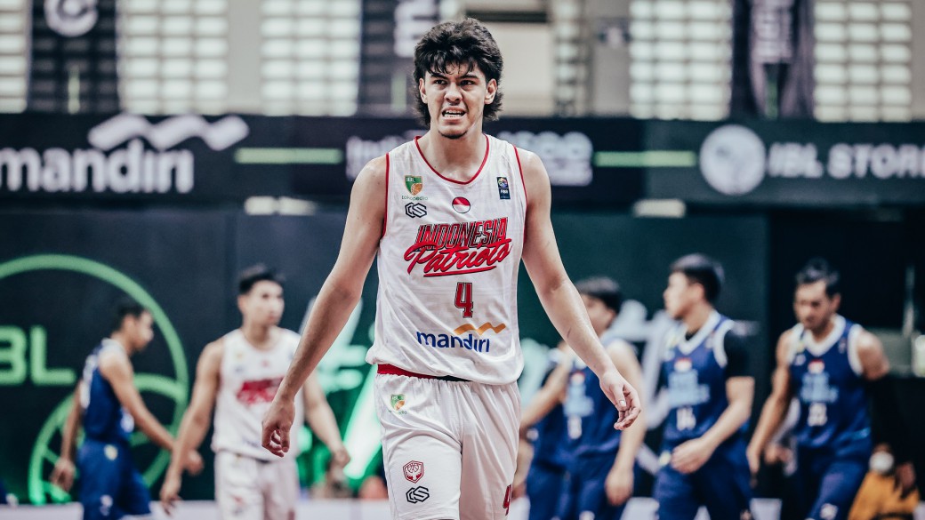 Head-to-head: Yudha Saputera VS Julian Alexandre Chalias - IBL