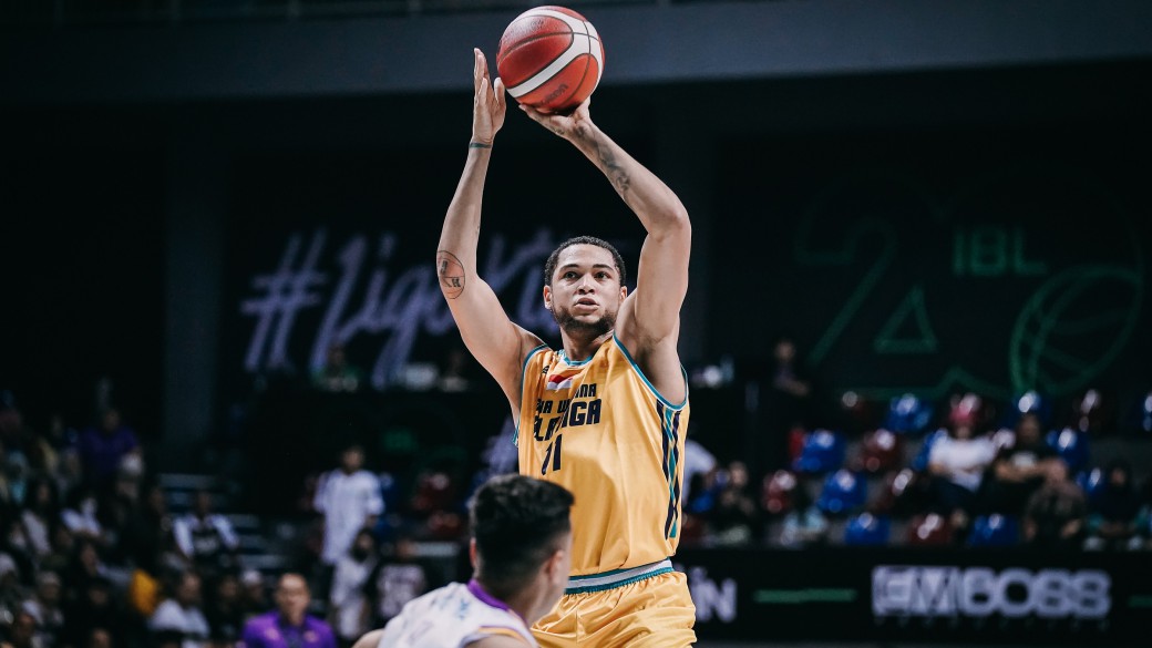 Head-to-head: Randy Bell Vs. Mervyn Lindsay II - IBL