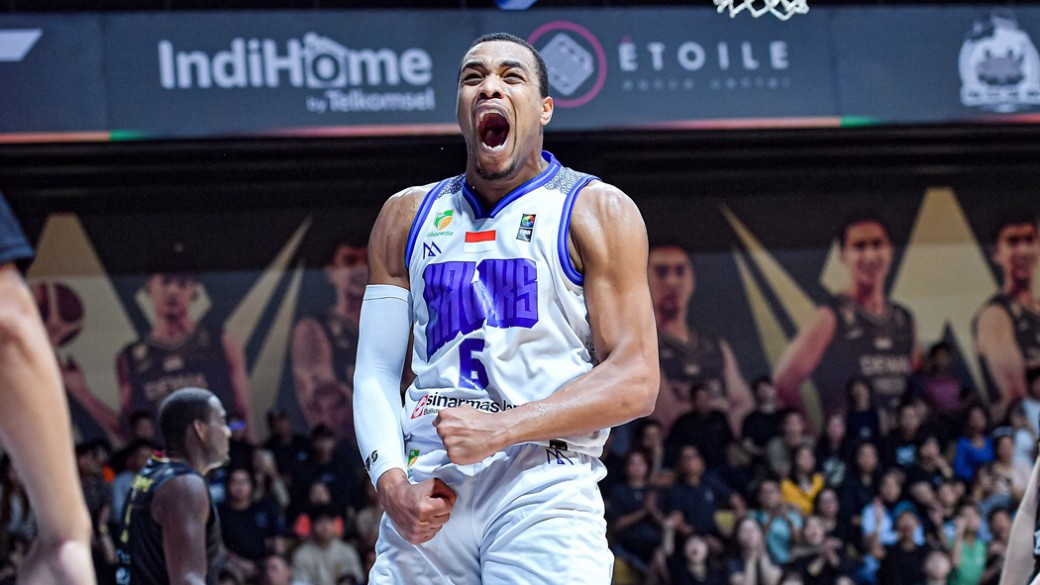 Xavier Alexander Dicoret dari Roster Hawks - IBL