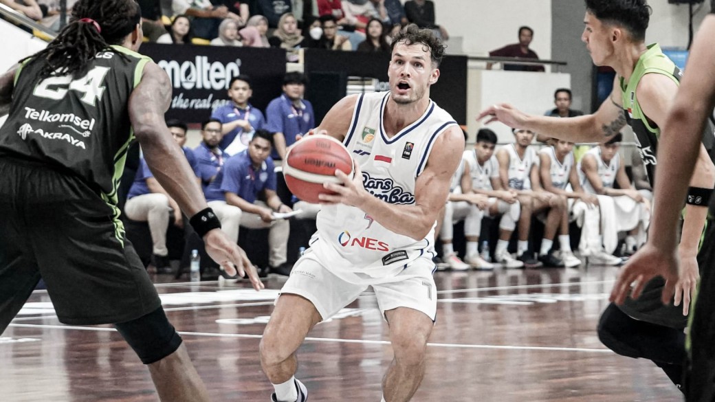 RANS Unggul 50-45 di First Half - IBL