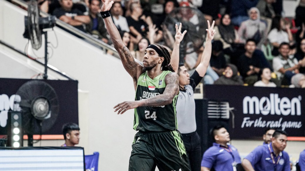 Michael Qualls Cetak 45 Poin, Borneo Balas RANS - IBL