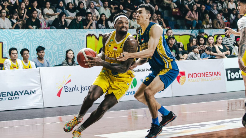 Pertandingan Antara Kesatria dan Prawira Resmi Ditunda - IBL