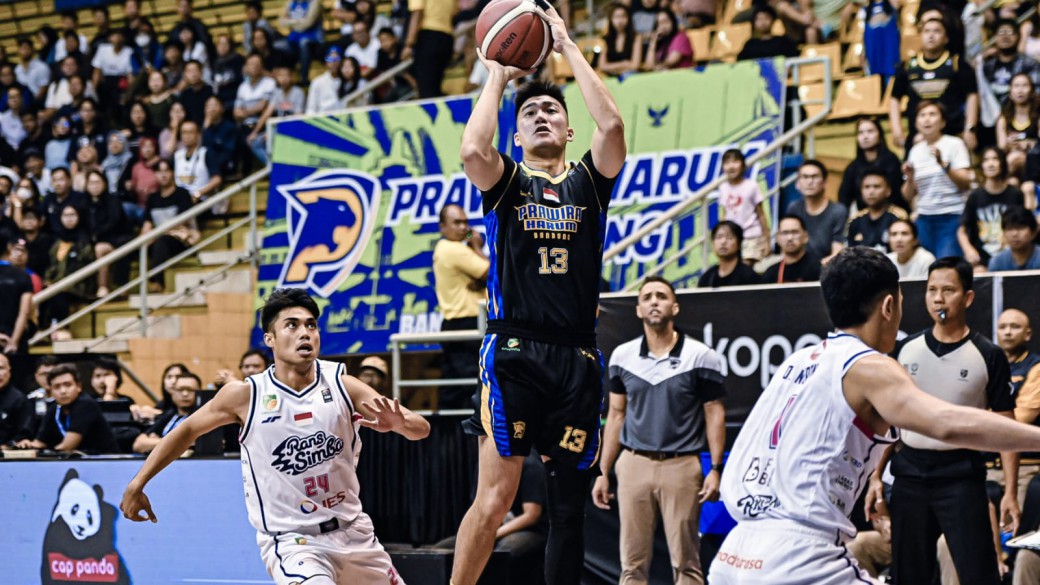 Hans Abraham Masuk 1.000 Points Club - IBL