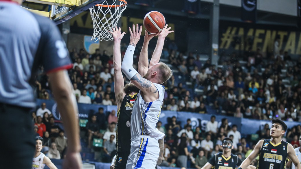 Kesatria Mengunci Norbertas Giga - IBL