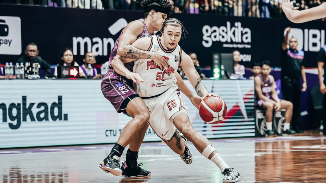 PJ & SM, Raja Jakarta Tumbang - IBL