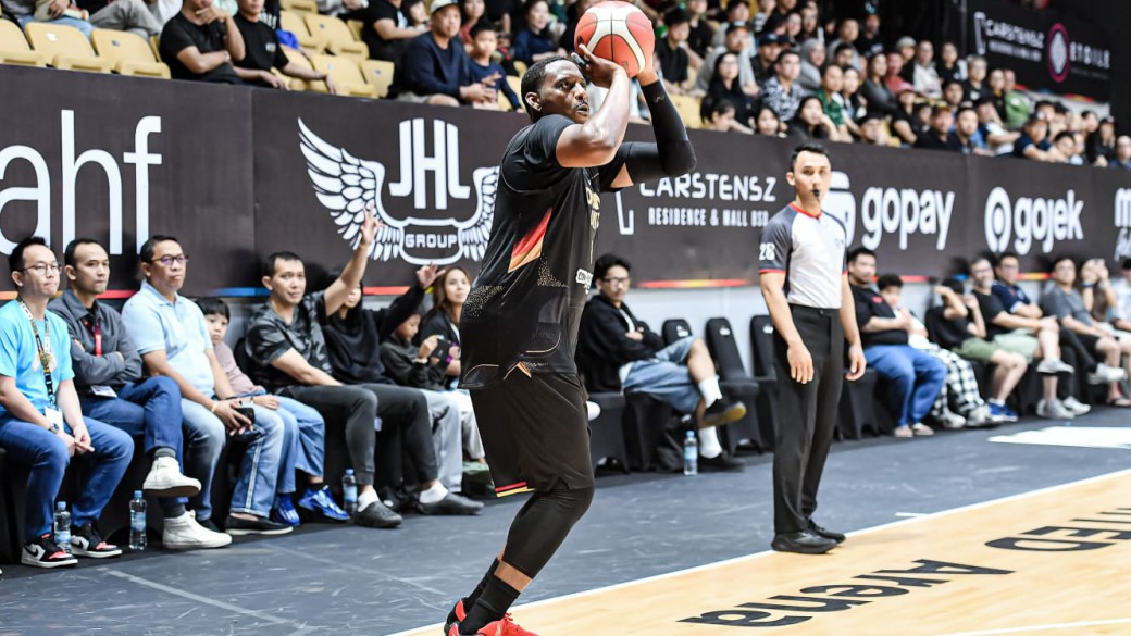 Head-to-head: Jordan Adams Vs. Ikcaven Savalianta Curry - IBL