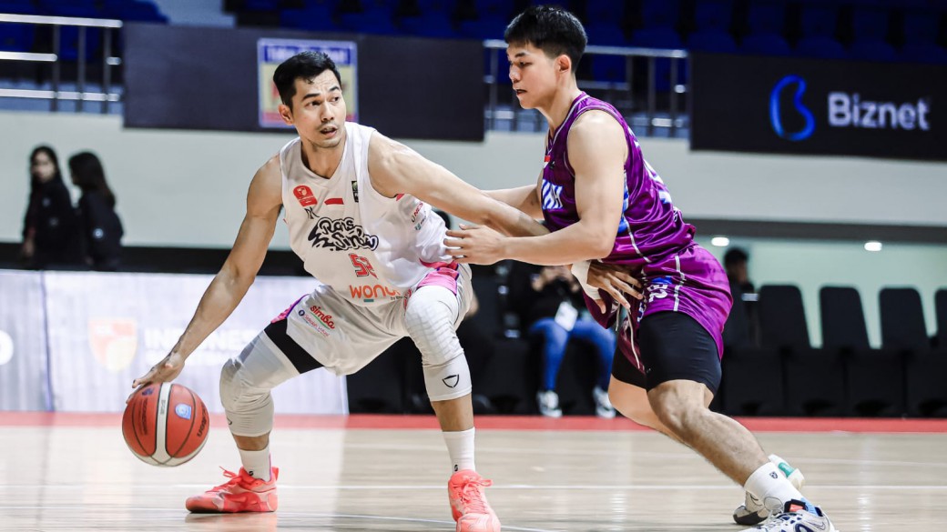 Pertarungan Seimbang Hangtuah dan Rans di First Half - IBL